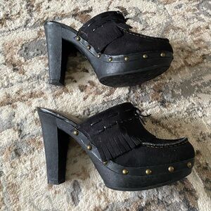 lei | Shoes | Vintage Lei 9s Platform High Heel Clogs Faux Suede Fringe ...
